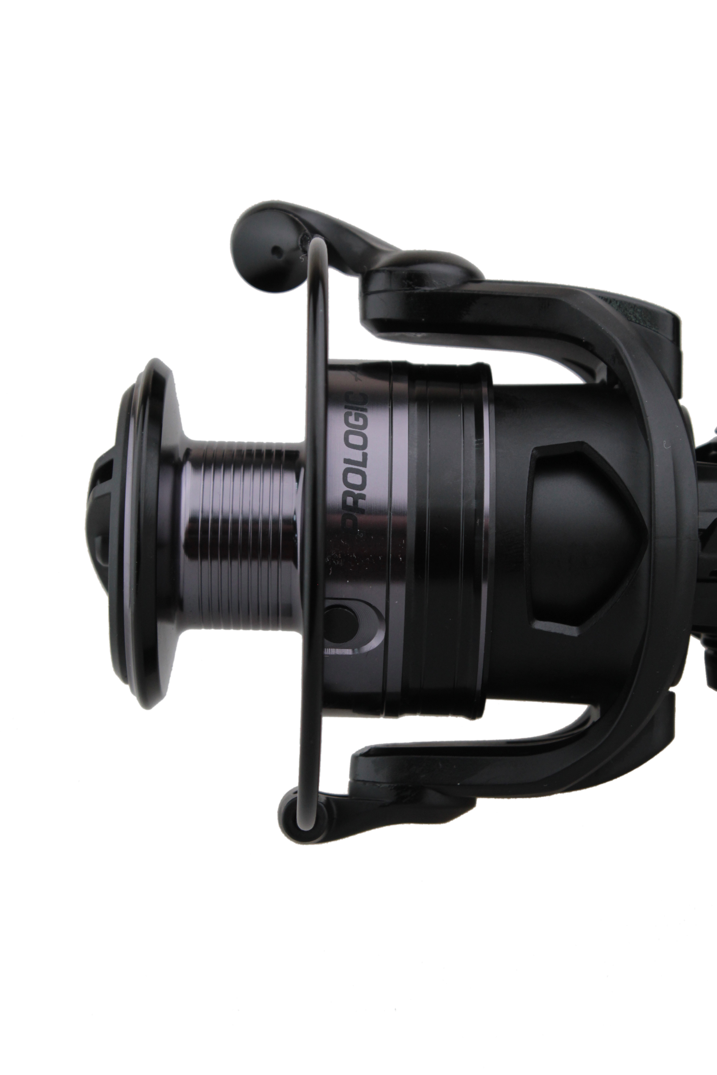 Катушка Prologic Avenger 5000 BF 5+1BB купить уцененный товар в интернет-магазине Huntworld.ru